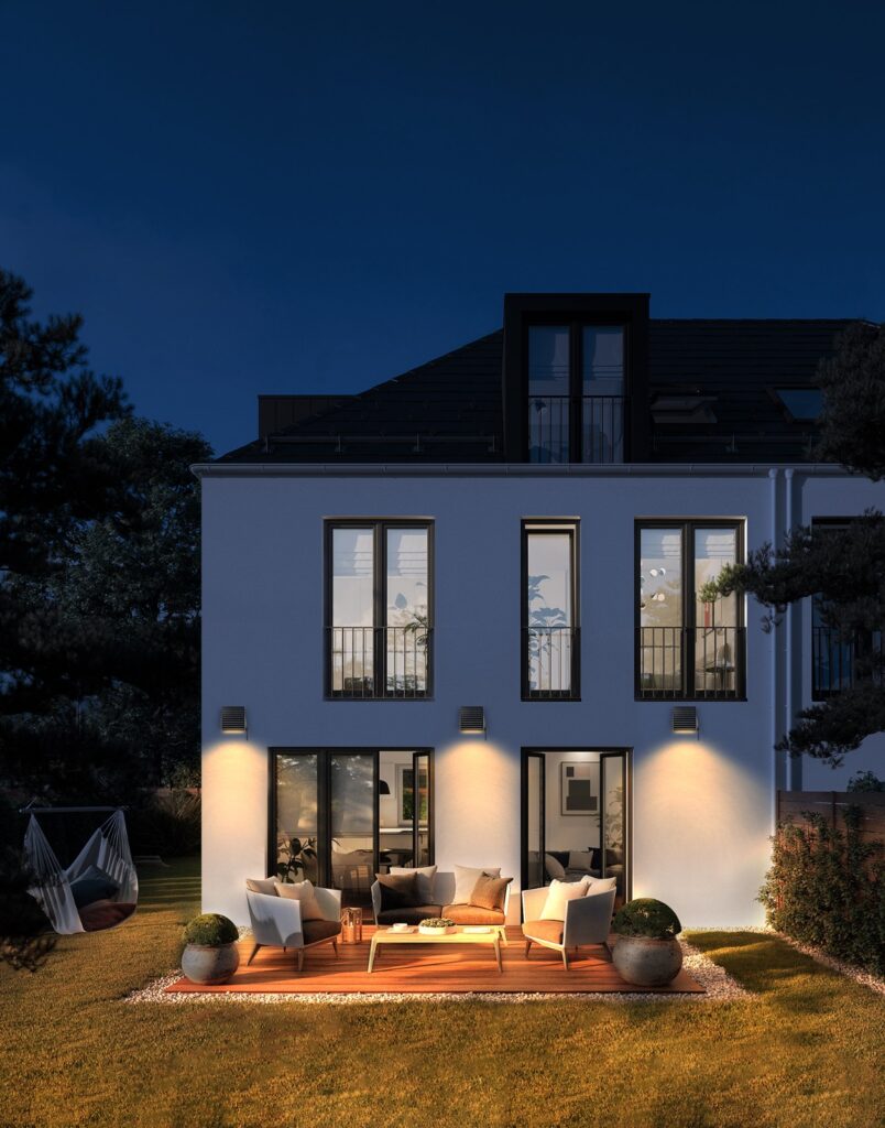 AWM-02 Solar Wall Pack Light - Durable,Efficient Outdoor Lighting